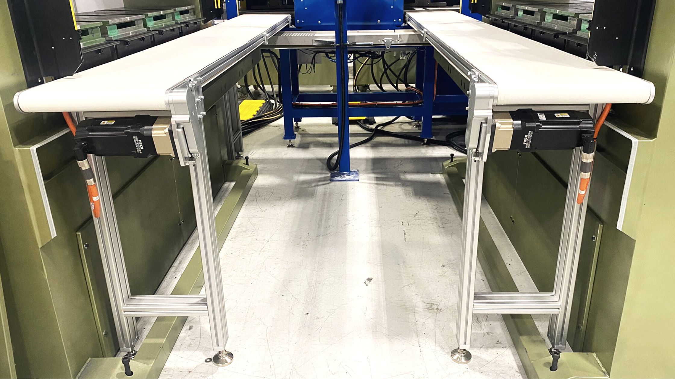 Bellco Feeders | Custom Conveyors