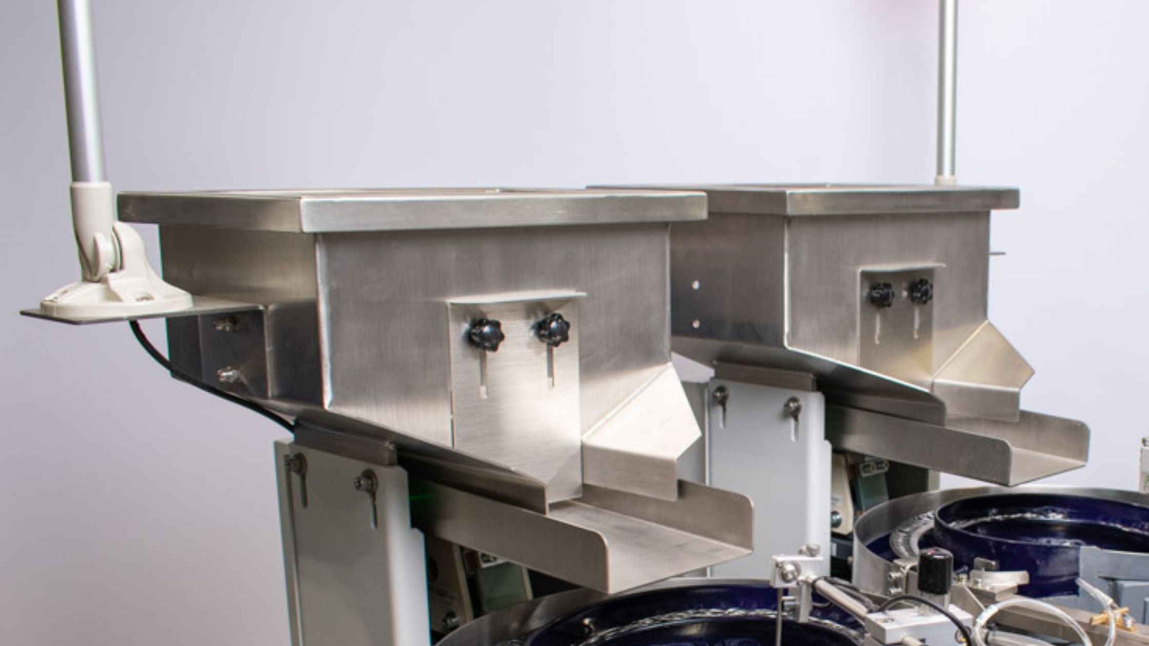 Bellco Feeders | Bulk Part Hoppers