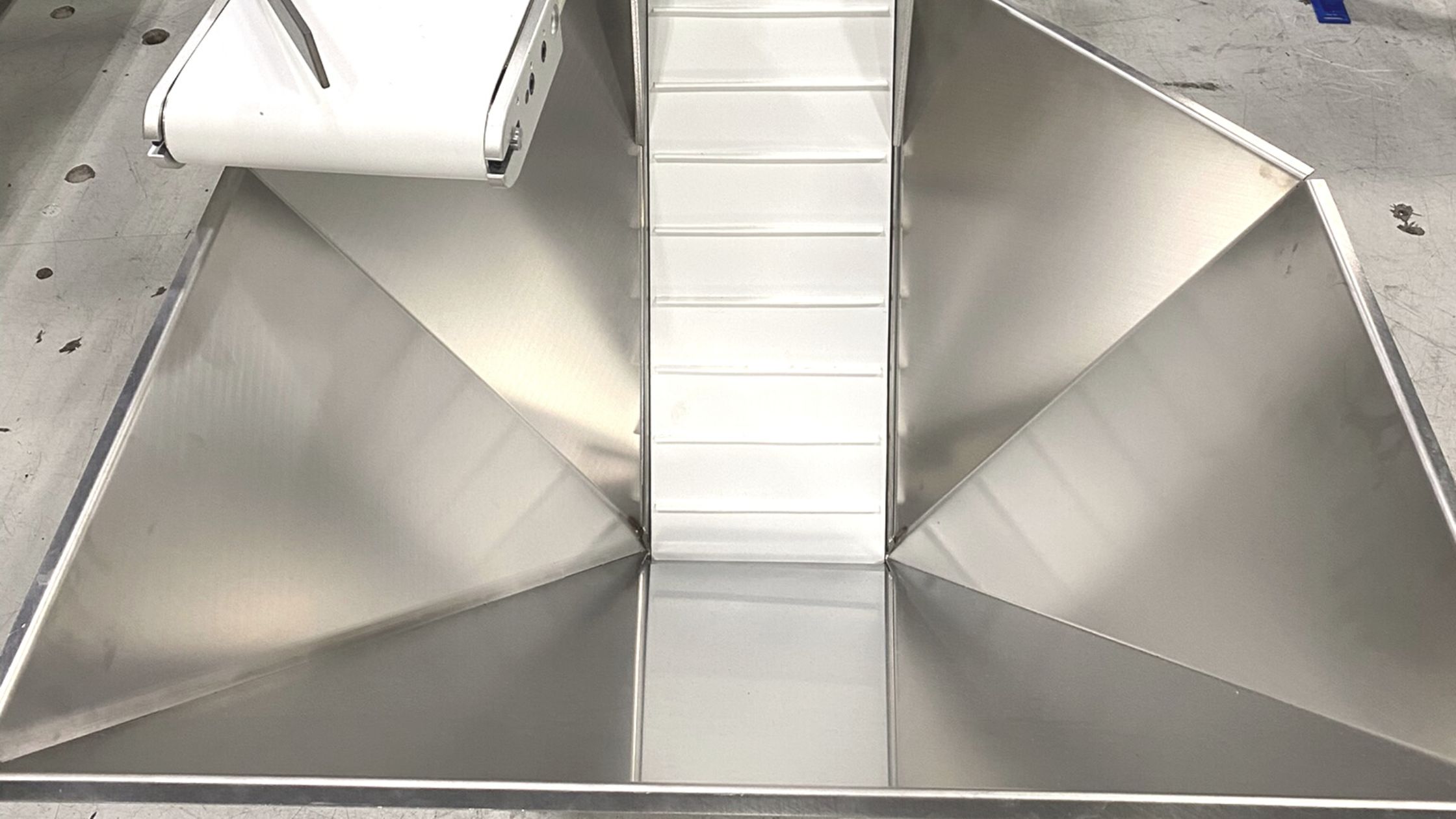 Bellco Feeders | Bulk Part Hoppers