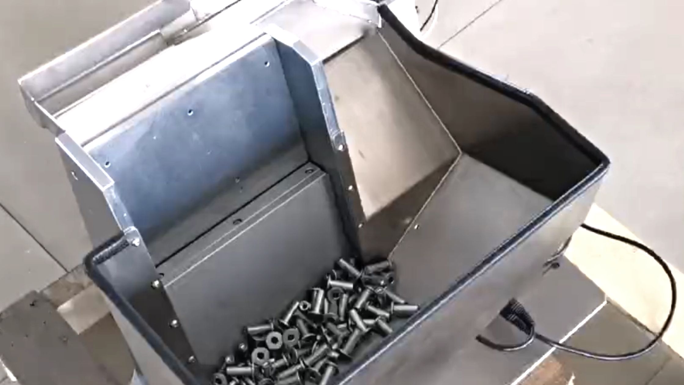 Bellco Feeders | Step Feeders